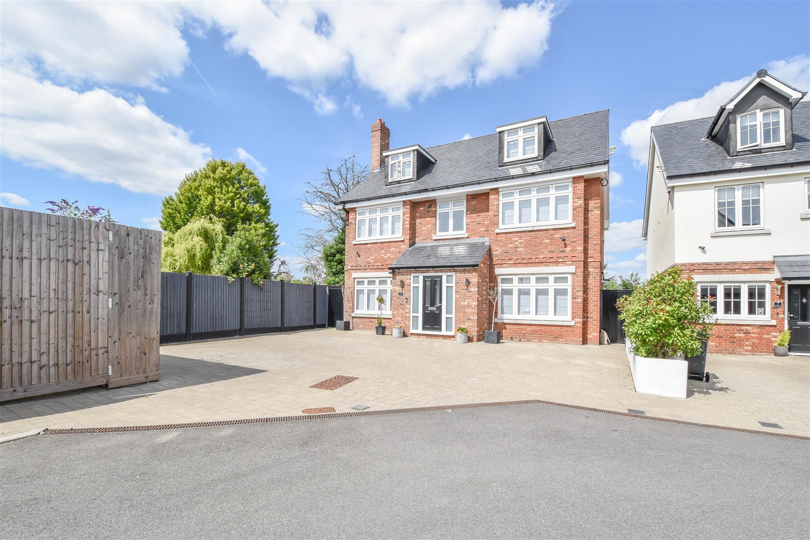 Abbotts Way, Off Oak Hill Road, Stapleford Abbotts, Romford - Keith Ashton